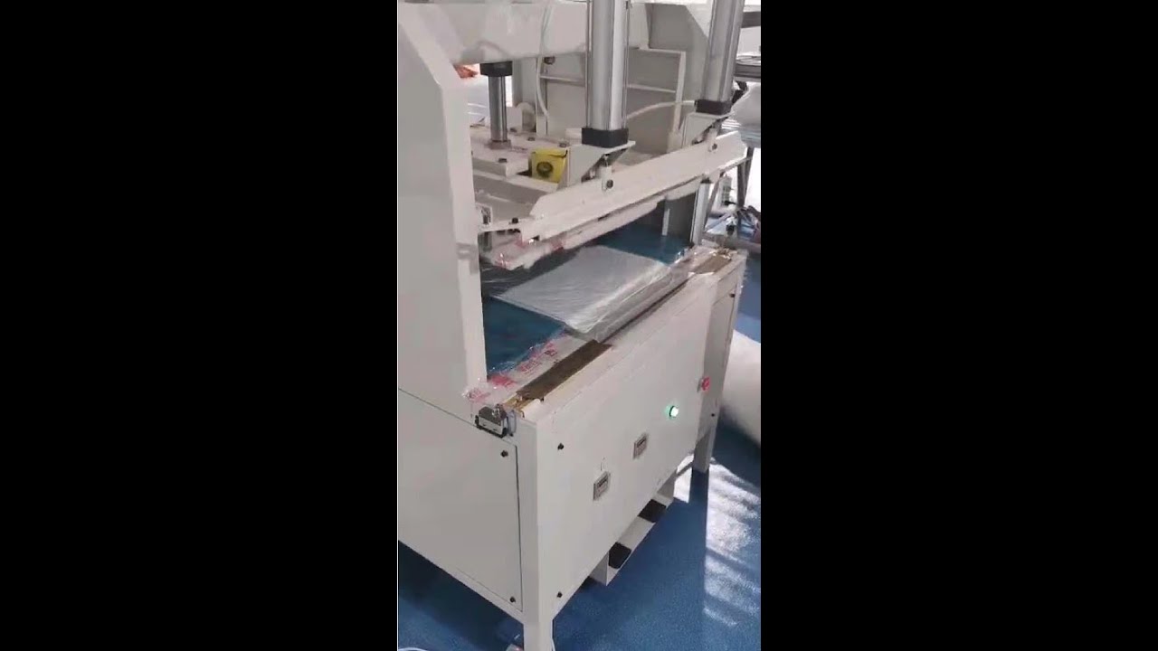 Automatic Quilt And Pillow Compressing Package Machine - YouTube