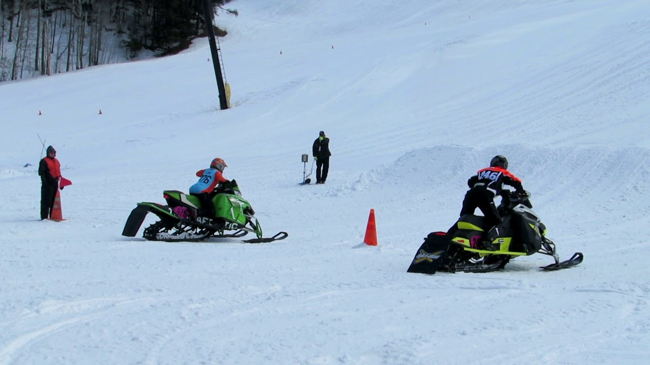 MARQUETTE MOUNTAIN SNOWMOBILE HILL CROSS 2018 | JUST SNOWMOBILES - YouTube