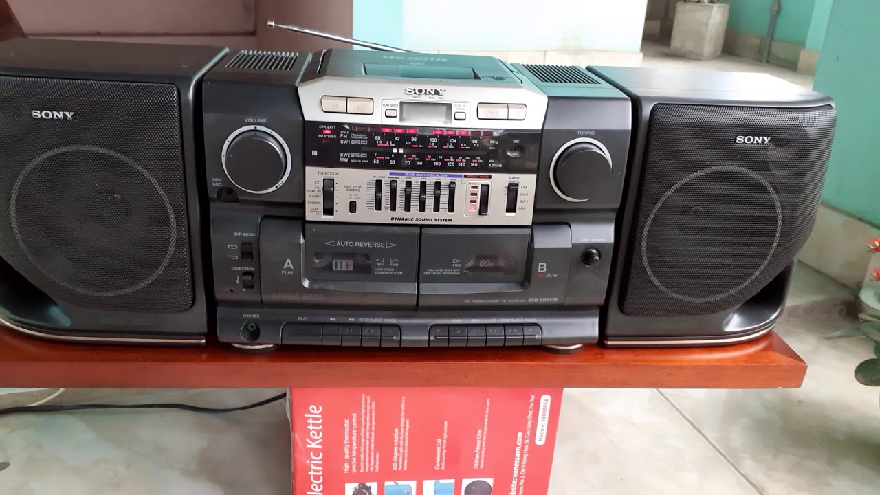 Đài SONY 777 . Đẳng cấp của huyền thoại - YouTube