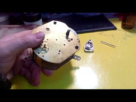 Часы настольные Весна, ремонт, чистка, регулировка приставного хода.