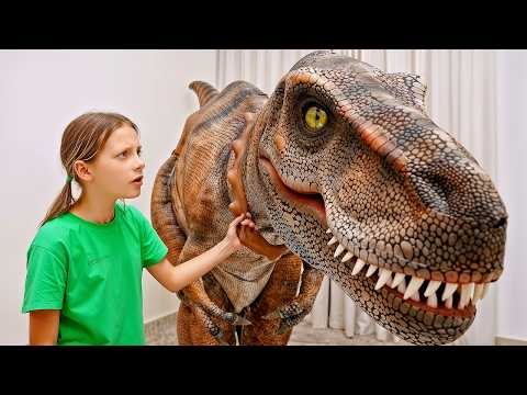 Evimde Dinozor Var | T-Rex'e Görgü Kurallarını Öğretme Macerası  Lynch 🦖🏠✨