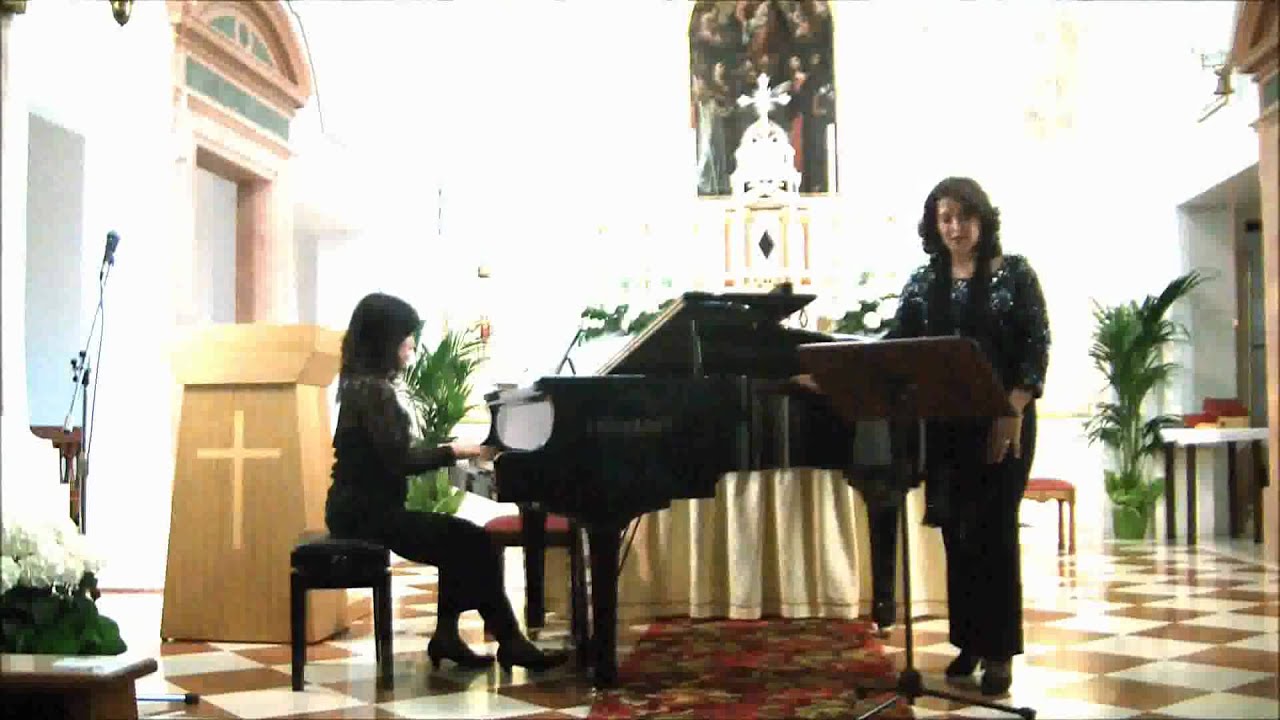 Laura De Silva Quia Respexit MAGNIFICAT RV 610 A Vivaldi 4 - YouTube