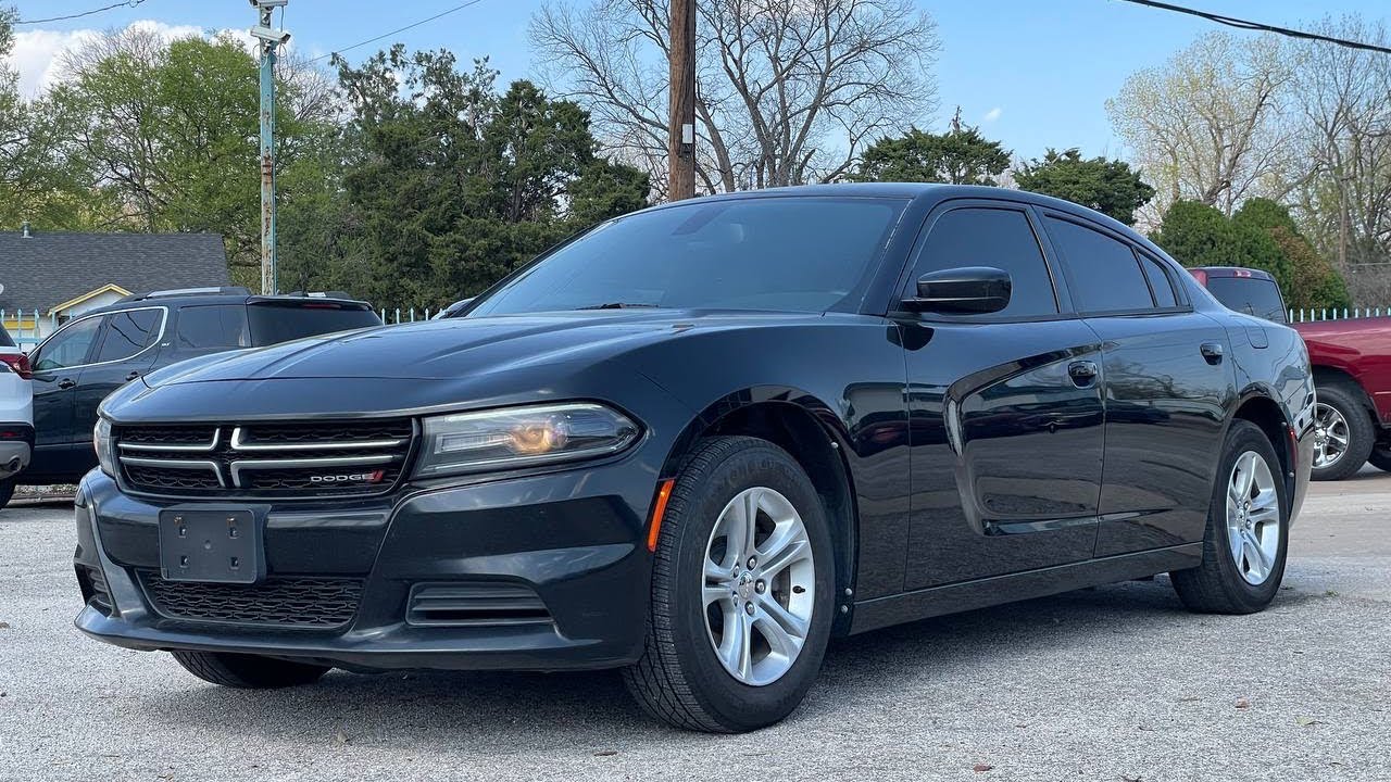 2017 Dodge Charger SE 105k - YouTube