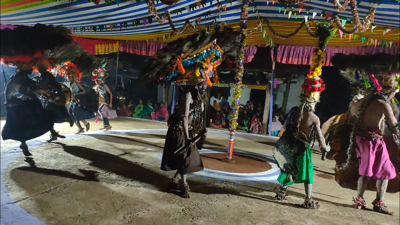 Gussadi entry dance Village Mangi Kolamguda mdl Thiryani Komaram Bheem ...