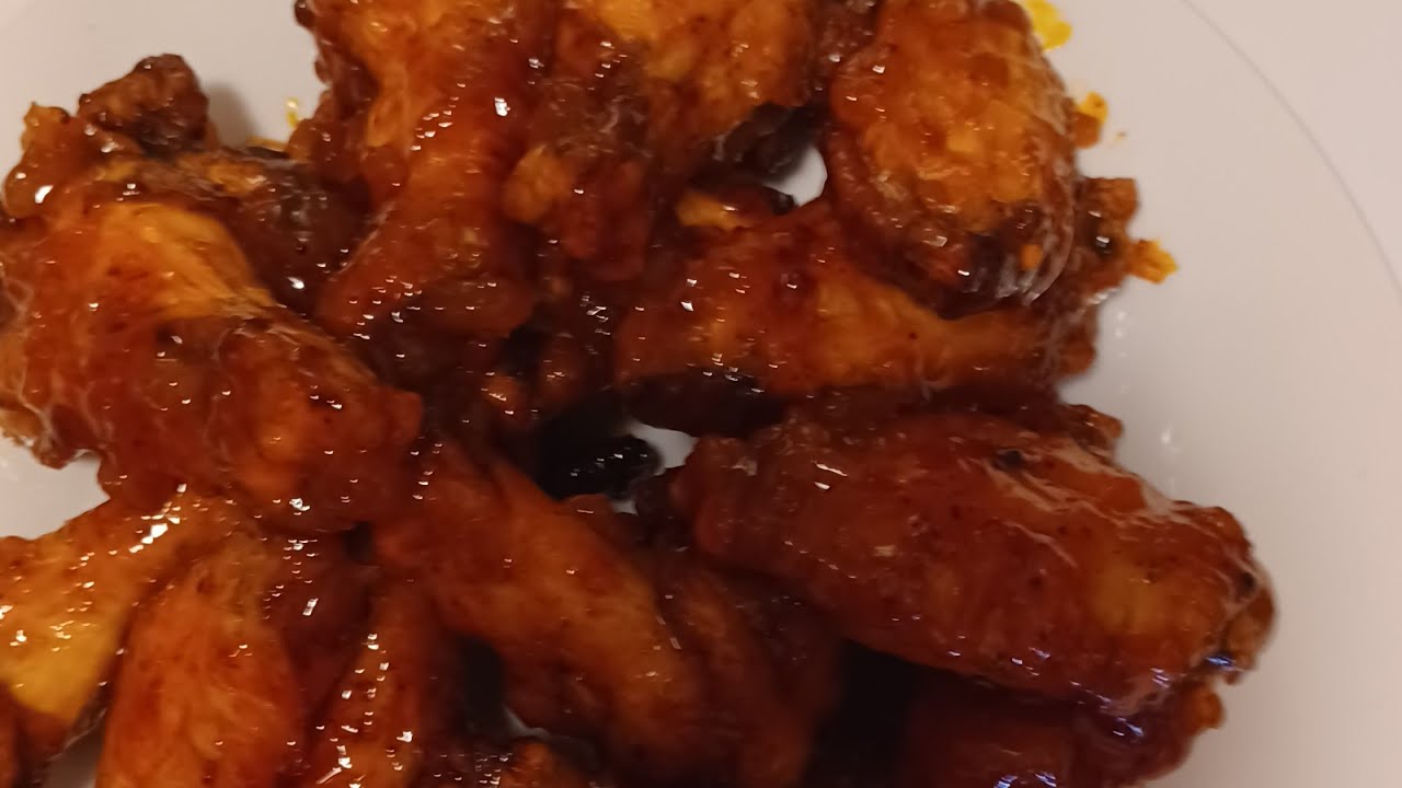 Air Fried Siracha Chicken Wings - Doritos Corner - YouTube