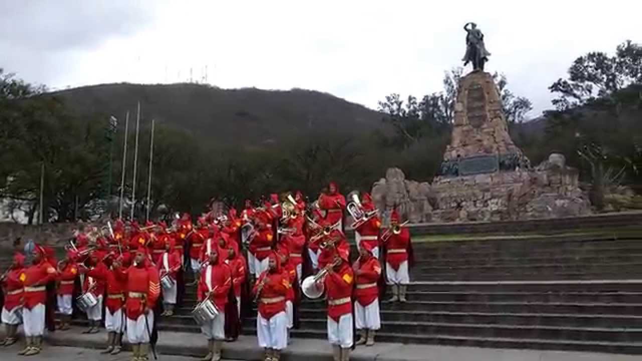 Marcha de San Lorenzo - Banda Militar "Los Infernales" - YouTube