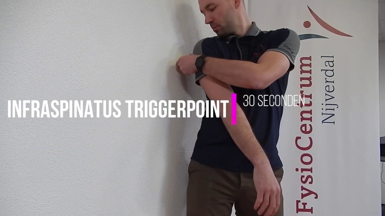 55. Infraspinatus triggerpoint - YouTube