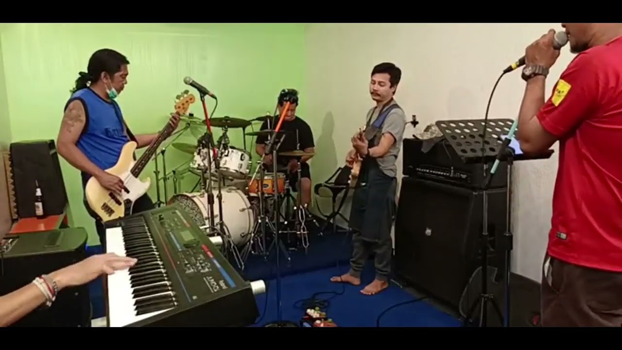 ฝนเทลงมา (Cover) / Vampire Band / Music Rehearsal - YouTube