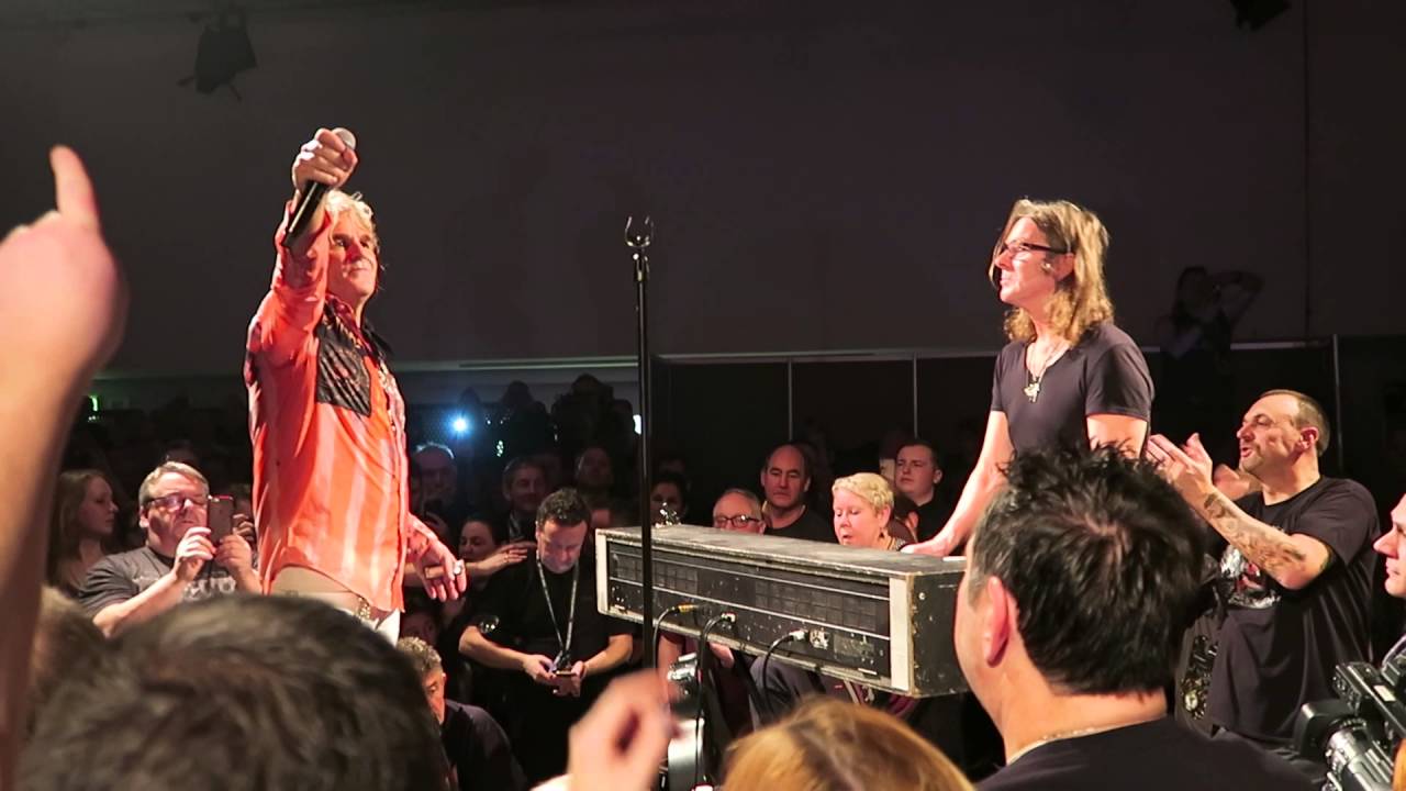 Mike Peters - The Alarm - Gathering 24 (2016) - Permanence in Change ...