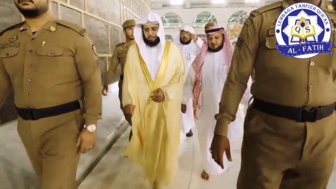 Surat An-Naba - Ziyad Patel - YouTube