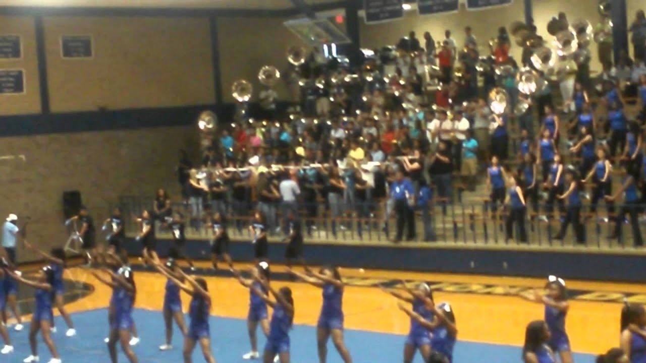 John Tyler Big Blue Band // PepRally - YouTube