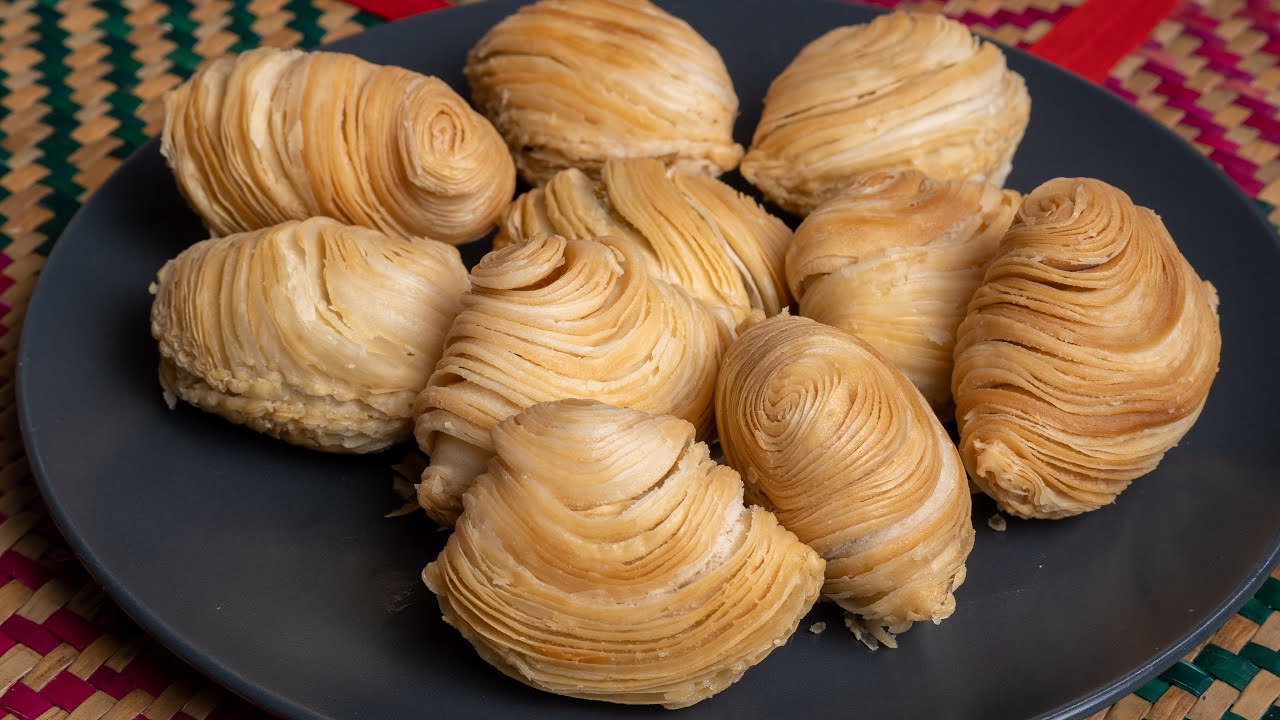 Karipap Pusing, teknik baru lapisan lebih halus. - YouTube