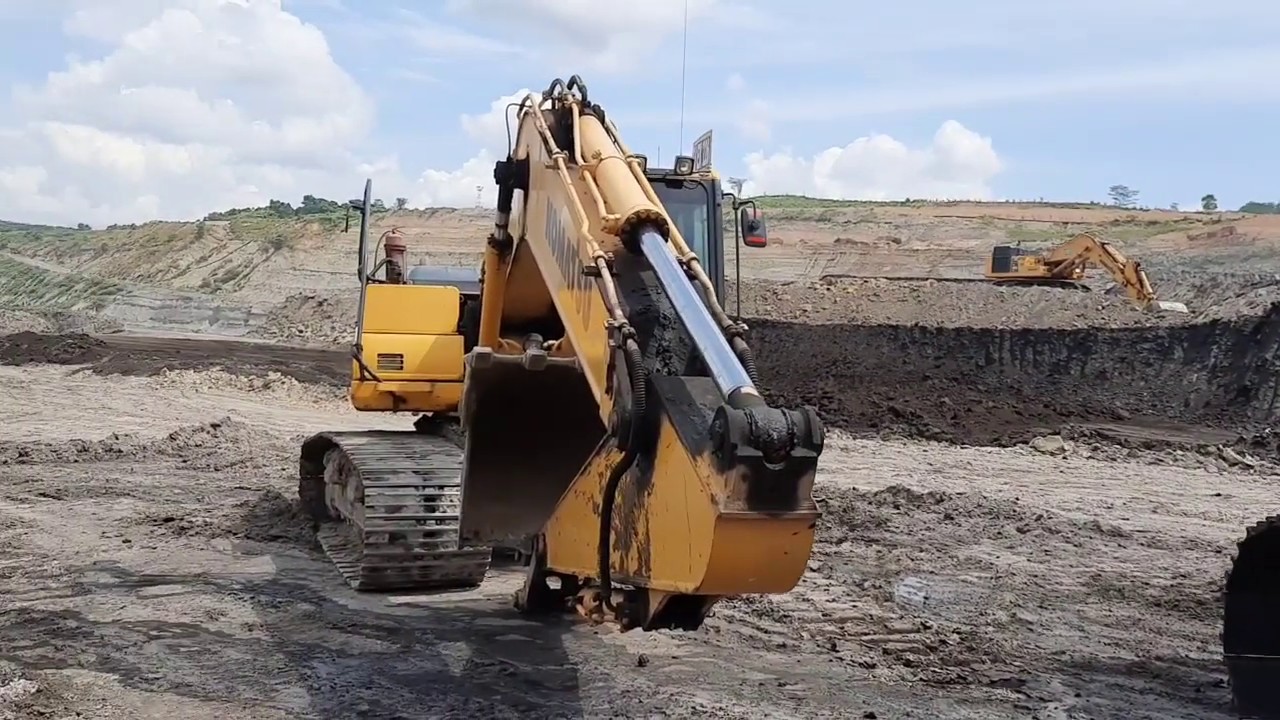 pengenalan panel excavator PC300 unit coal tambang batubara - YouTube