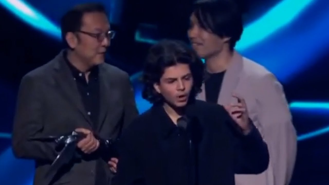 game awards 2022 reaction...bill clinton??? - YouTube