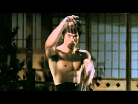 Bruce Lee real Fight (fight) - YouTube