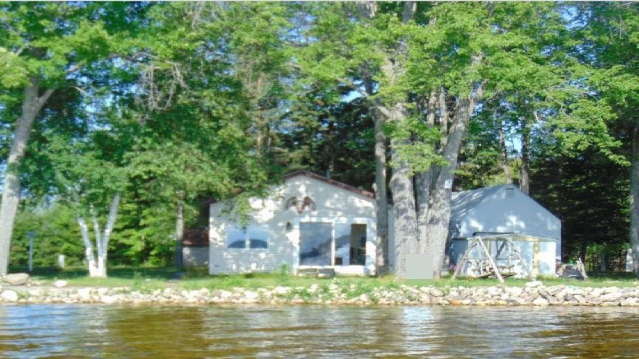 8502, 8504, 850 Silverstrand Rd, Levering, MI Presented by Steve Witte ...