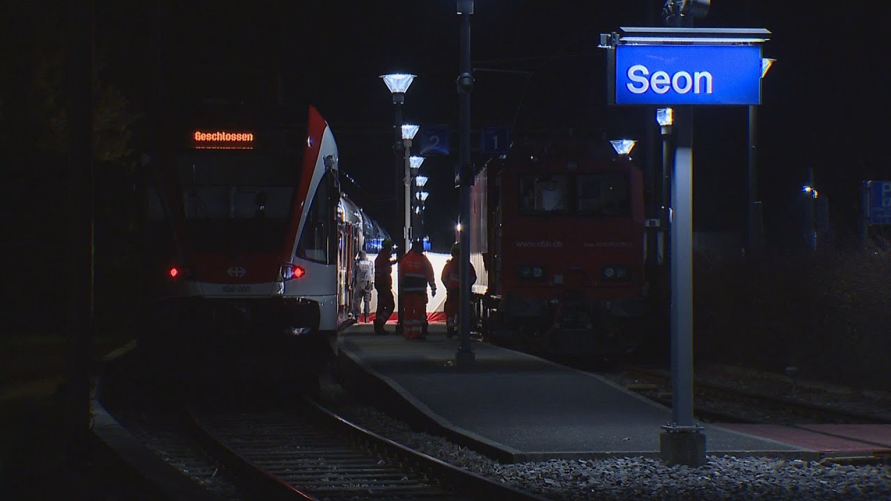 Seon AG: Frau von Zug erfasst - YouTube