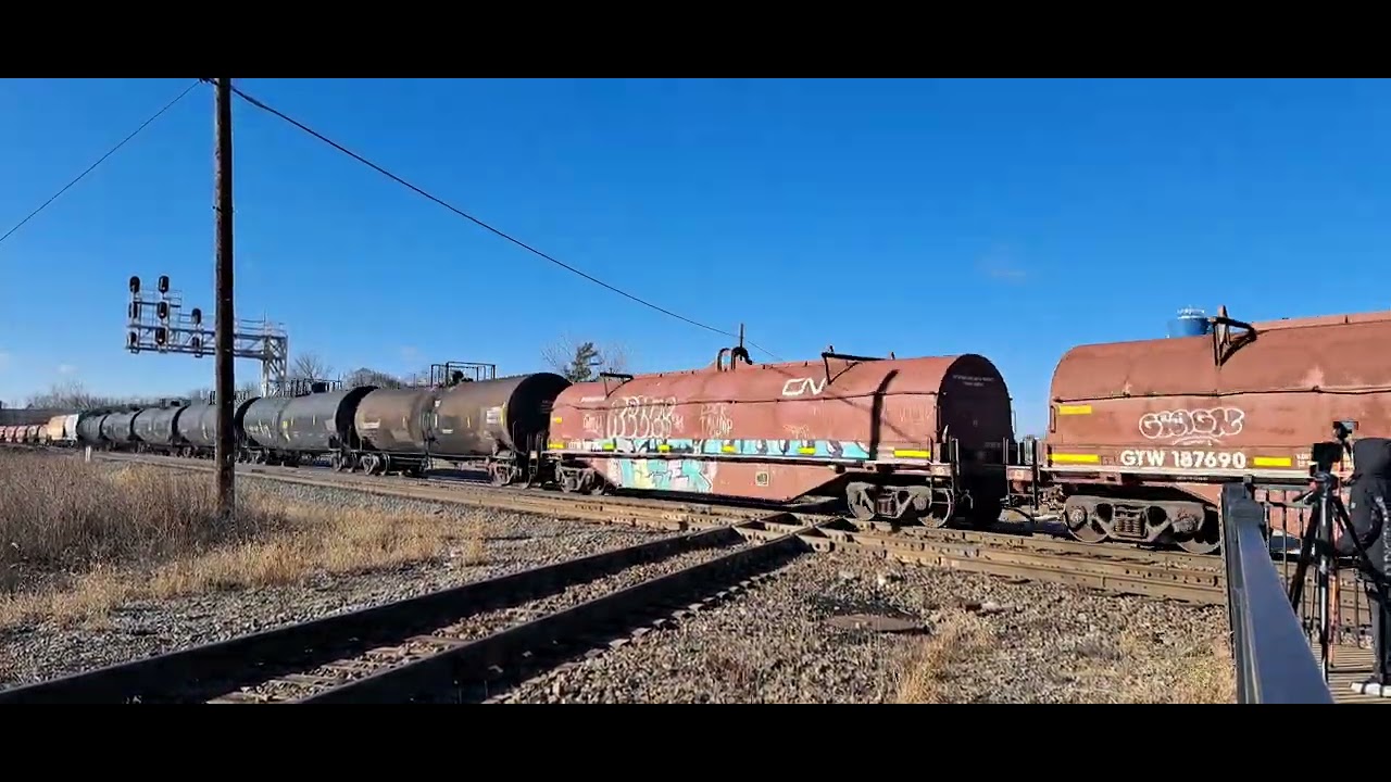 MichiganTrainnerd in Durand Michigan! Canadian National action! - YouTube