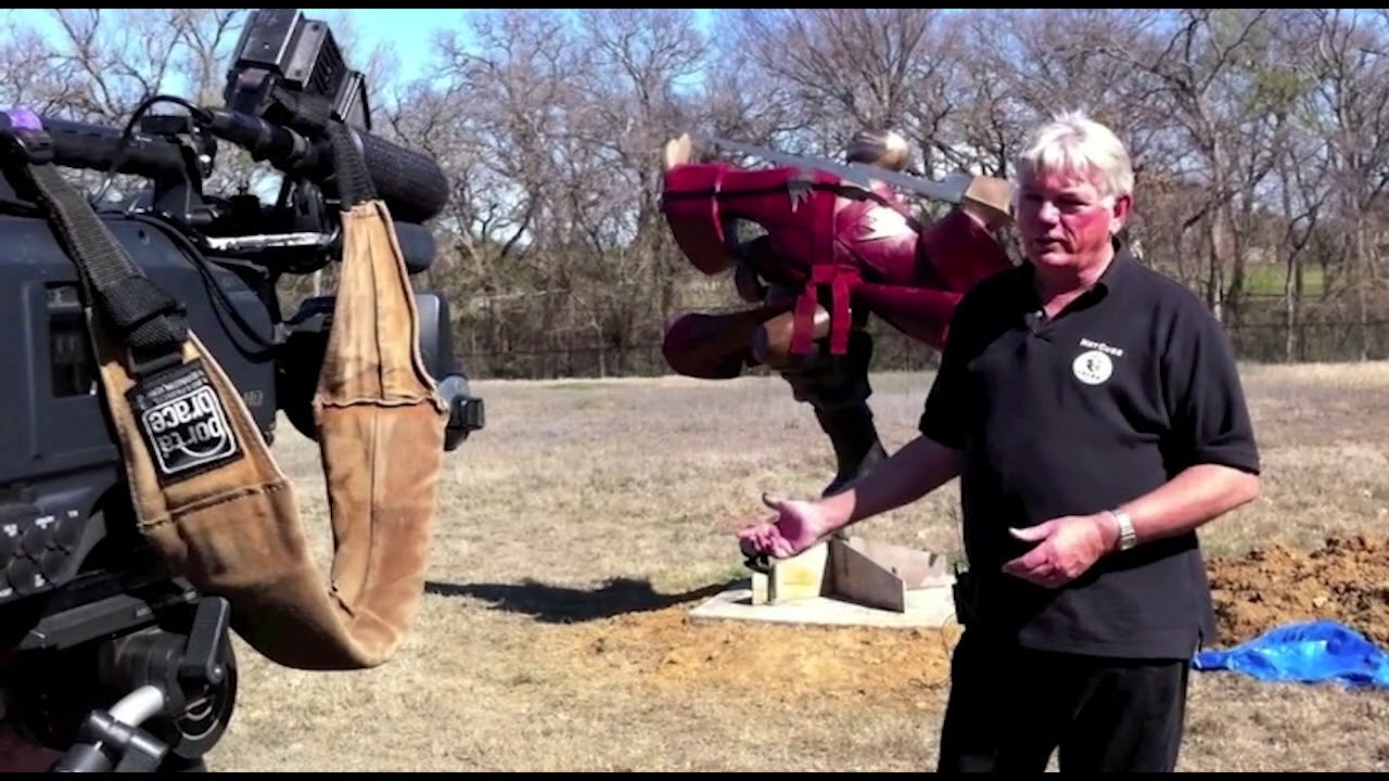 Galactic Samurai - Monumental Sculpture Pt.3 - YouTube