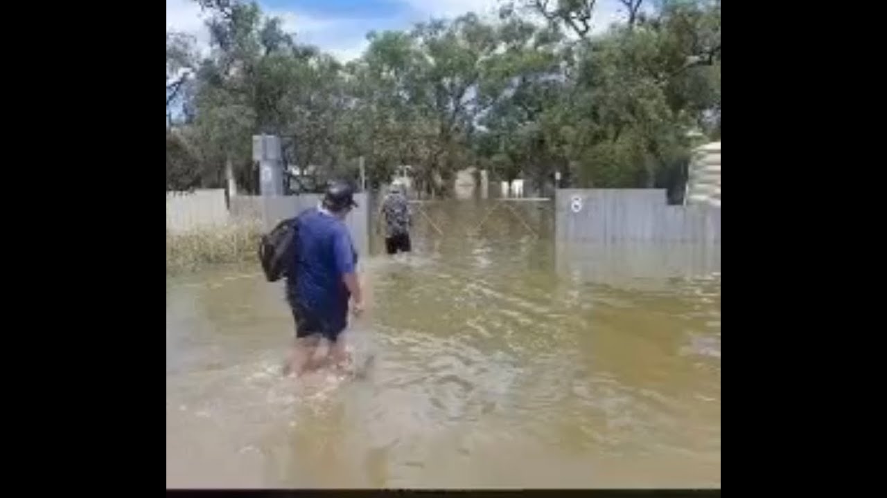 Menindee Lakes Flood N.S.W - YouTube