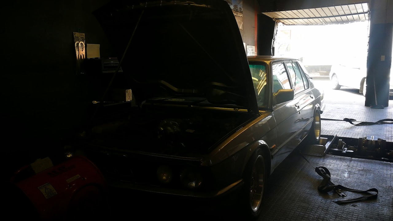 BMW 520i in for a spitronics management system fit supply and tuning ...