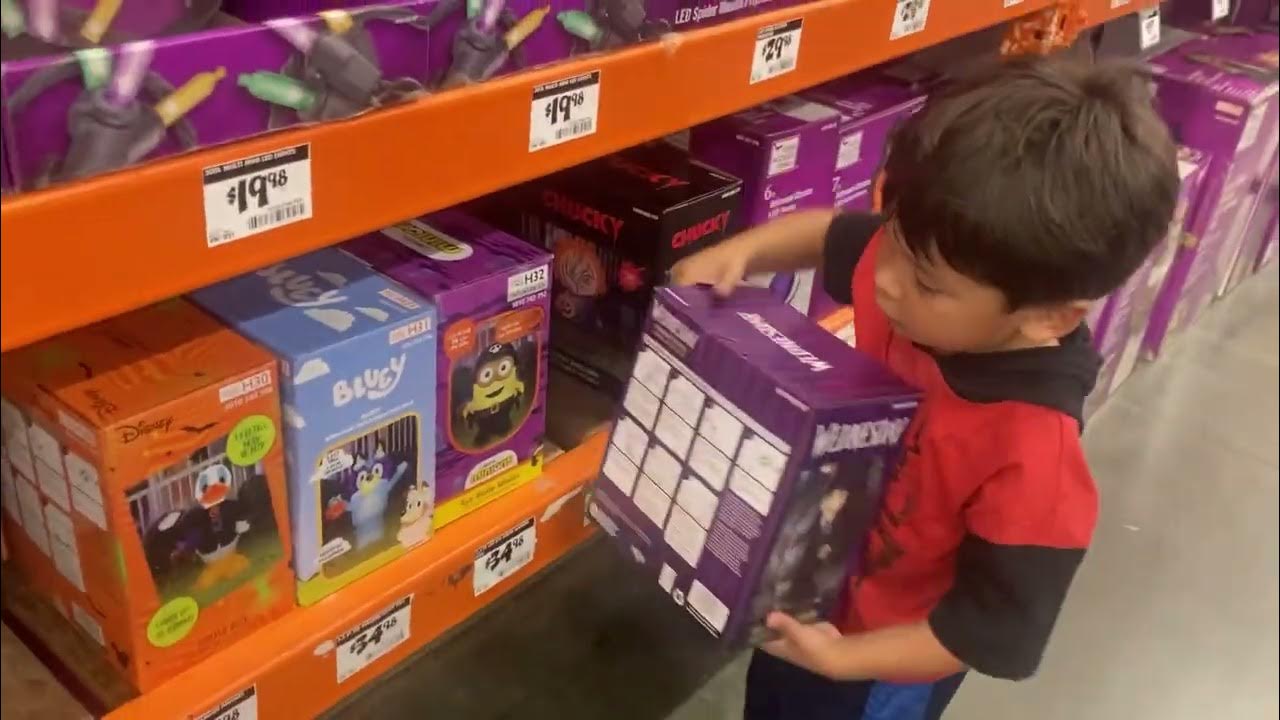 The Home Depot Halloween 2024 animatronics and decorations walkthrough - YouTube