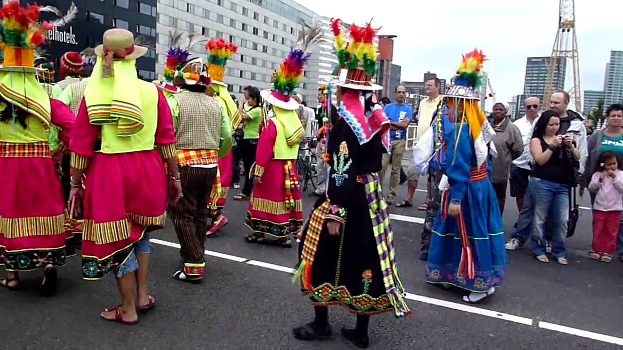 Summer carnival Rotterdam - 31-07-2010 - 34 - YouTube