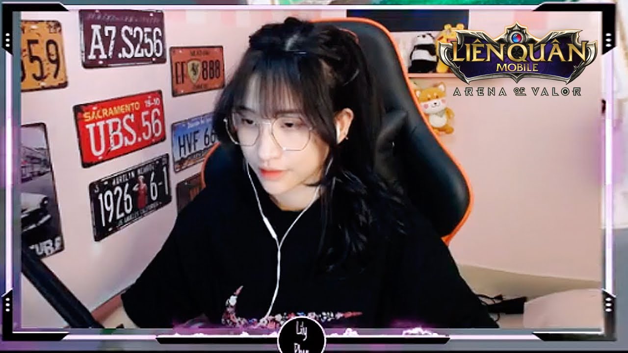 Liên Quân Mobile | Lily Phan On The Livestream 13 Days !!! - YouTube