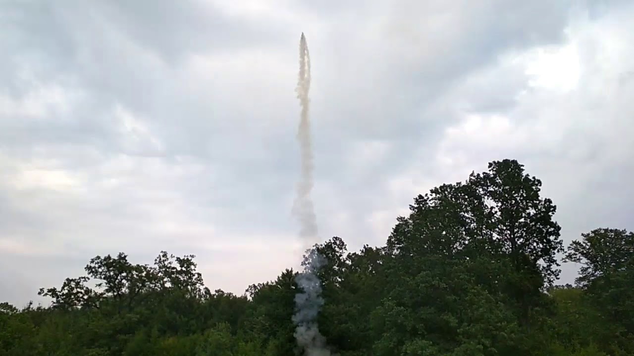 Rocket motor test [failure ]. KNO3+Sugar propellant (520 g or ...