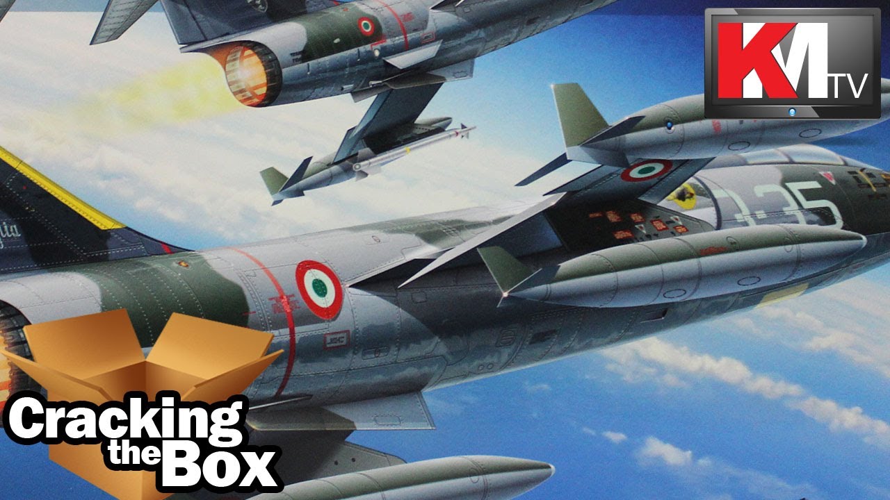 Unboxing Italeri's 1/32 F-104 G/S Starfighter - YouTube