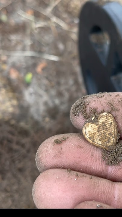 SILVER & GOLD Found Metal Detecting 1780’s Colonial Home w. Nokta Legend Relic Hunting Treasure ...