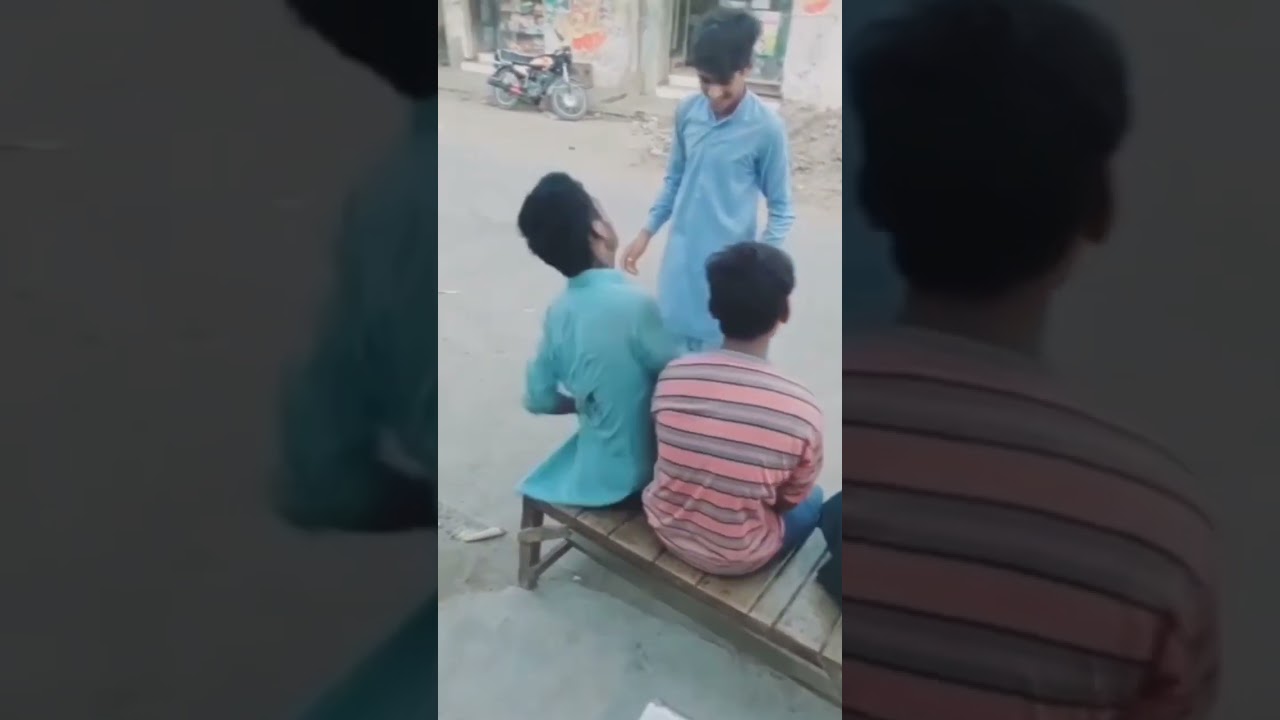 Bench iching prank - YouTube