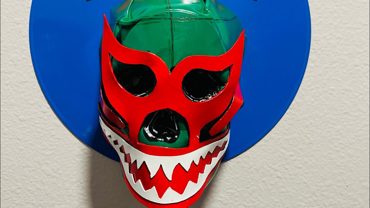 Mil mascaras. Hecho con material reciclado disco de vinil - YouTube