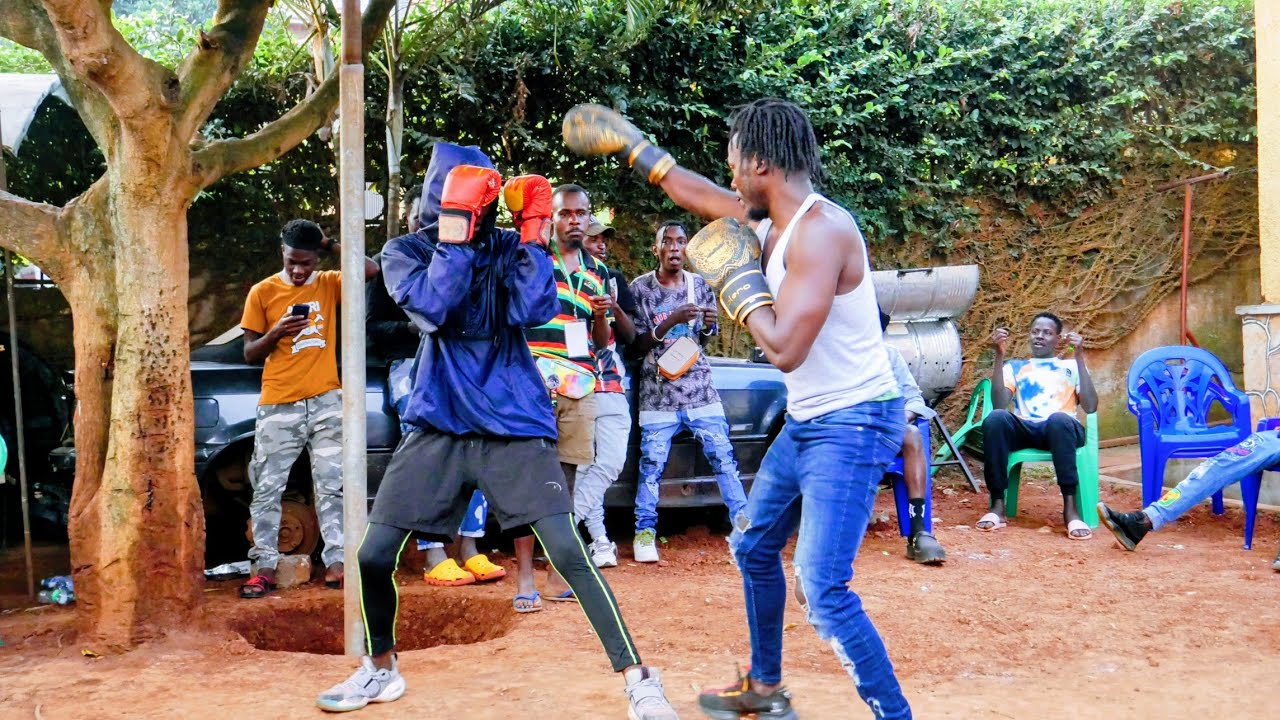 Alien skin in The One Man Standing Situation Forest - YouTube