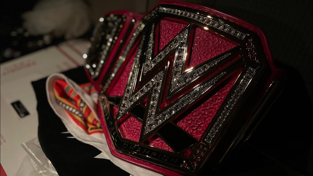 Operation WWE Universal Championship “Red” Restoned - YouTube