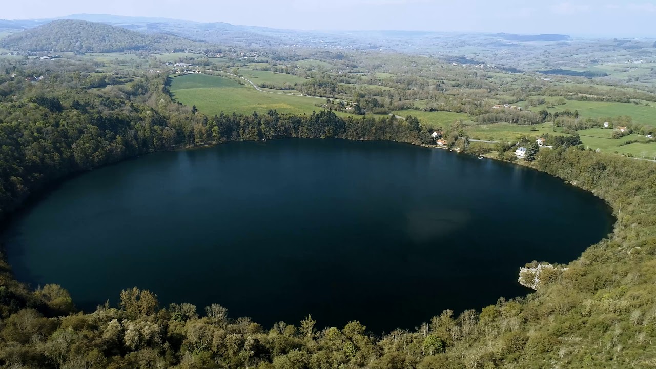 Gour de Tazenat - Drone - YouTube