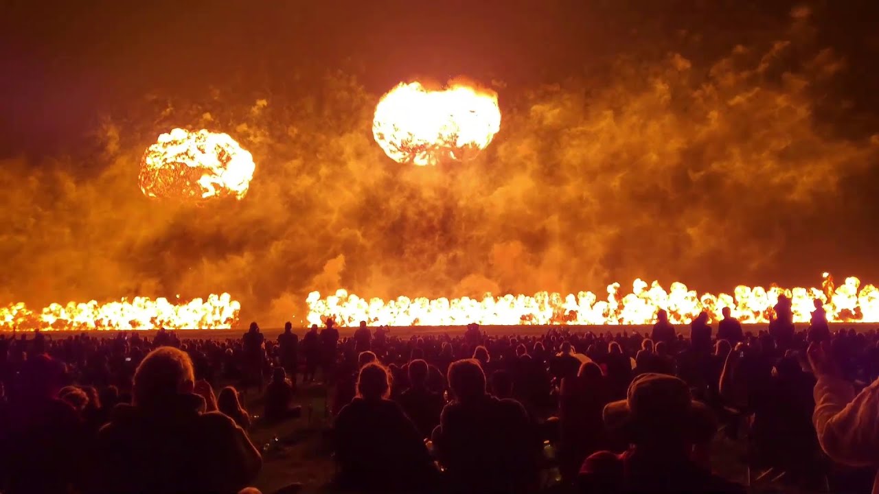 AIRVENTURE OSHKOSH 2021 GREAT BALLS OF FIRE - YouTube
