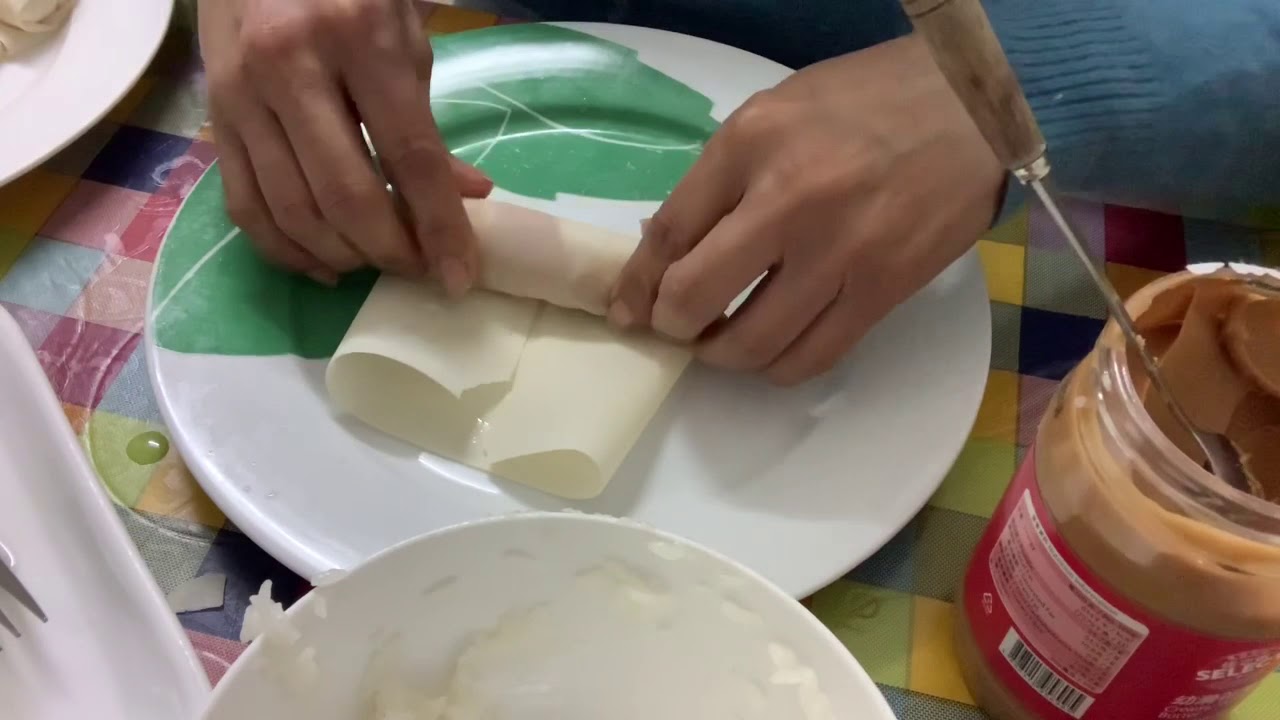 Crunchy glutinous rice roll - YouTube