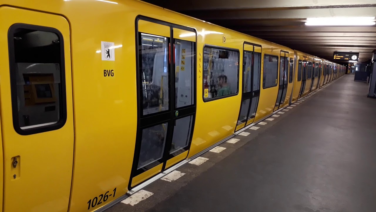 Subway Berlin BVG U-Bahn - New Type IK in small profile lines ...