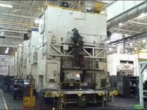 500 ton Danly Tandem Press Line 96x54 - YouTube
