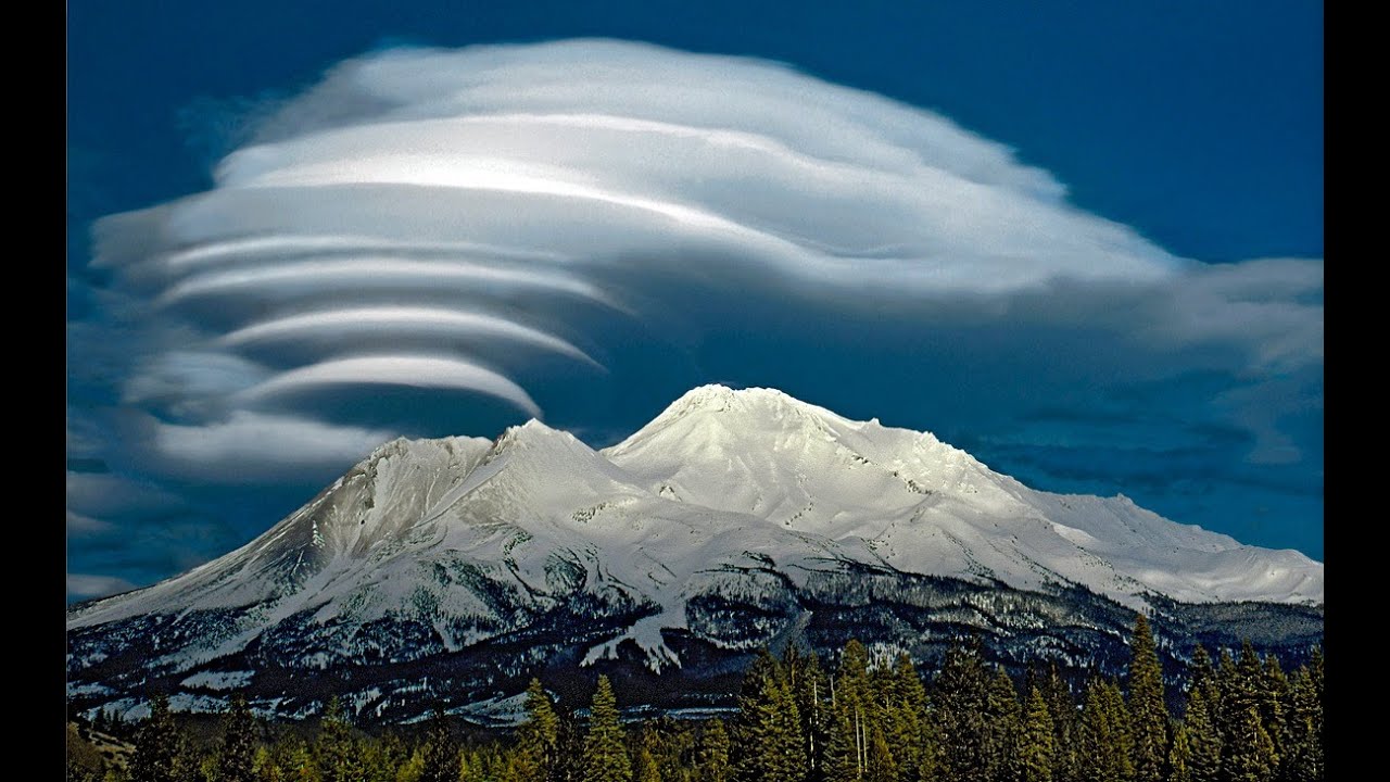 Lenticular Cloud Mountain