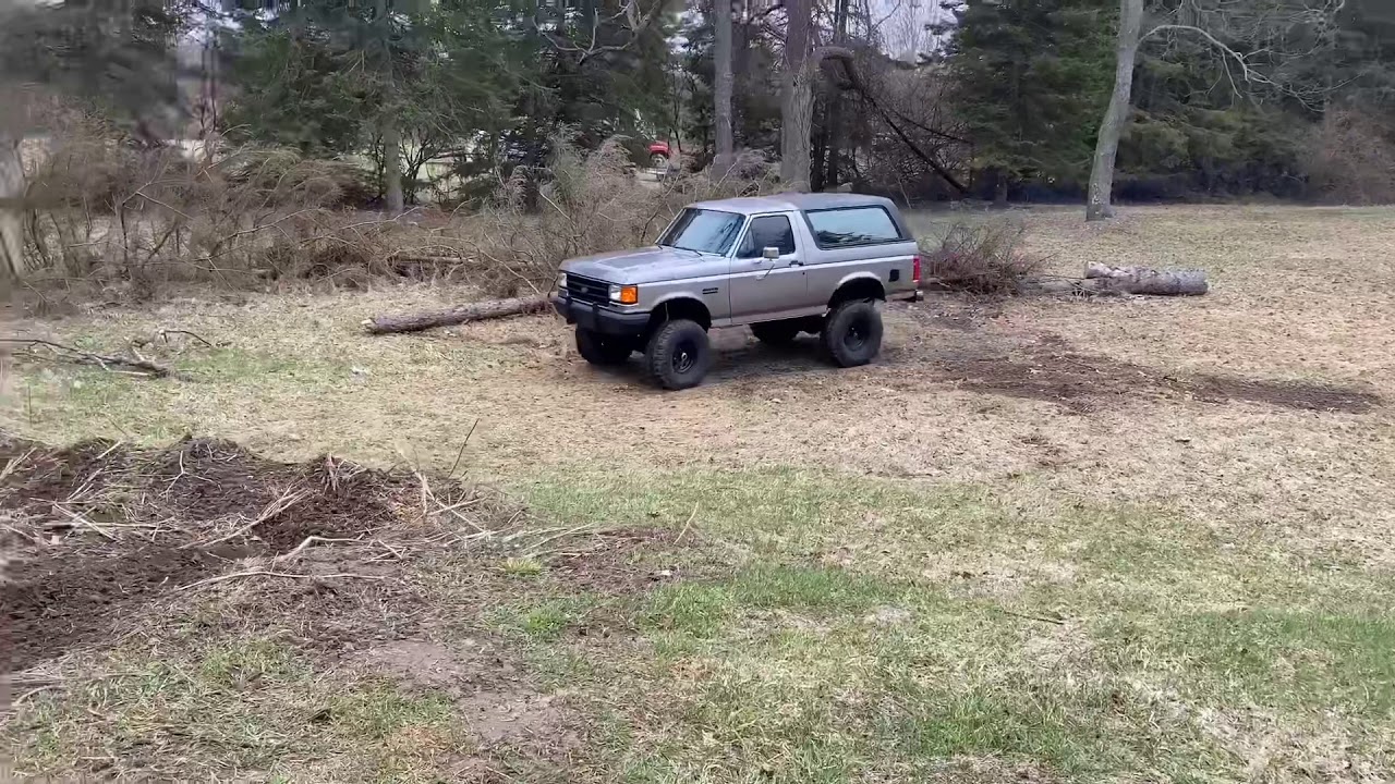 Ford Bronco - 12V Cummins Turbo diesel - YouTube