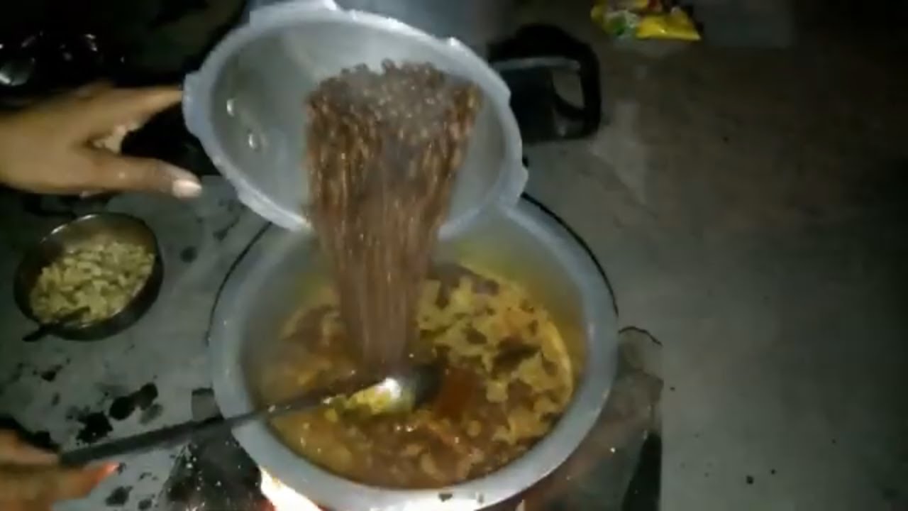 Tuver Na Totha Gujarati Receipe - YouTube