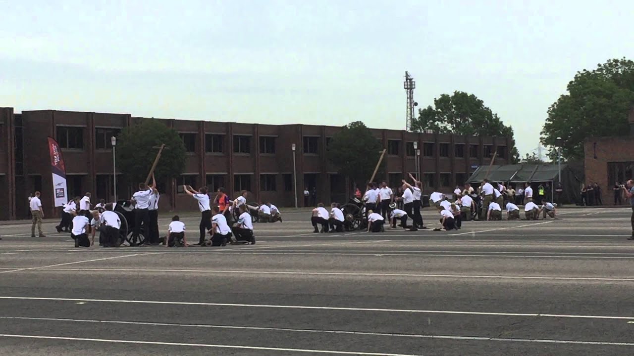 Junior leaders field gun 2015 - Sea Cadets heat two - YouTube