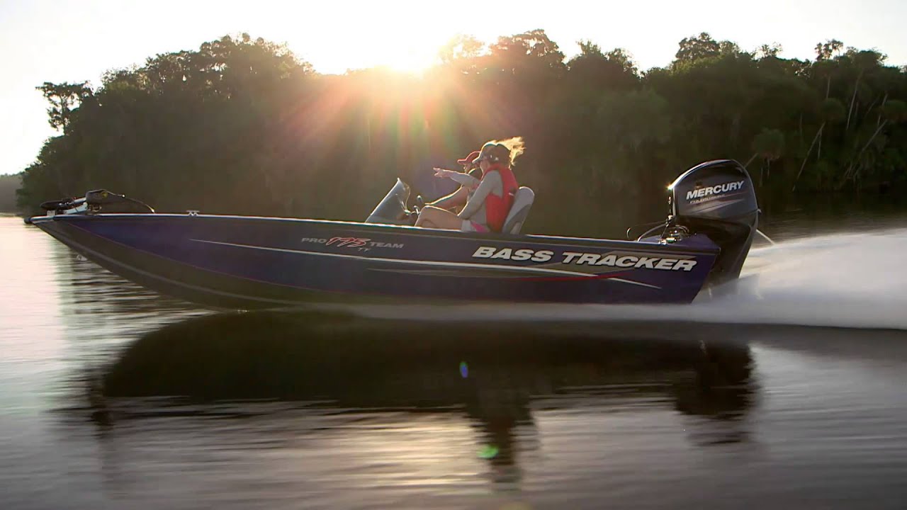 TRACKER Boats: 2015 Bass and Panfish Mod V Fishing Boats Overview - YouTube