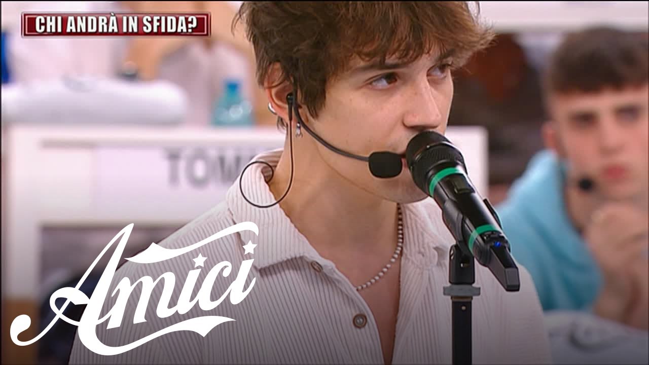 Amici 21 - Alex - Believer - YouTube