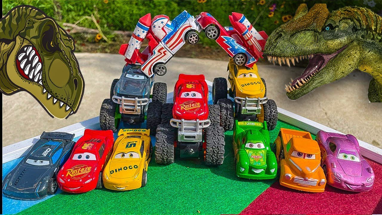 Disney Pixar Cars fall into the water: Lightning McQueen, Mater ...