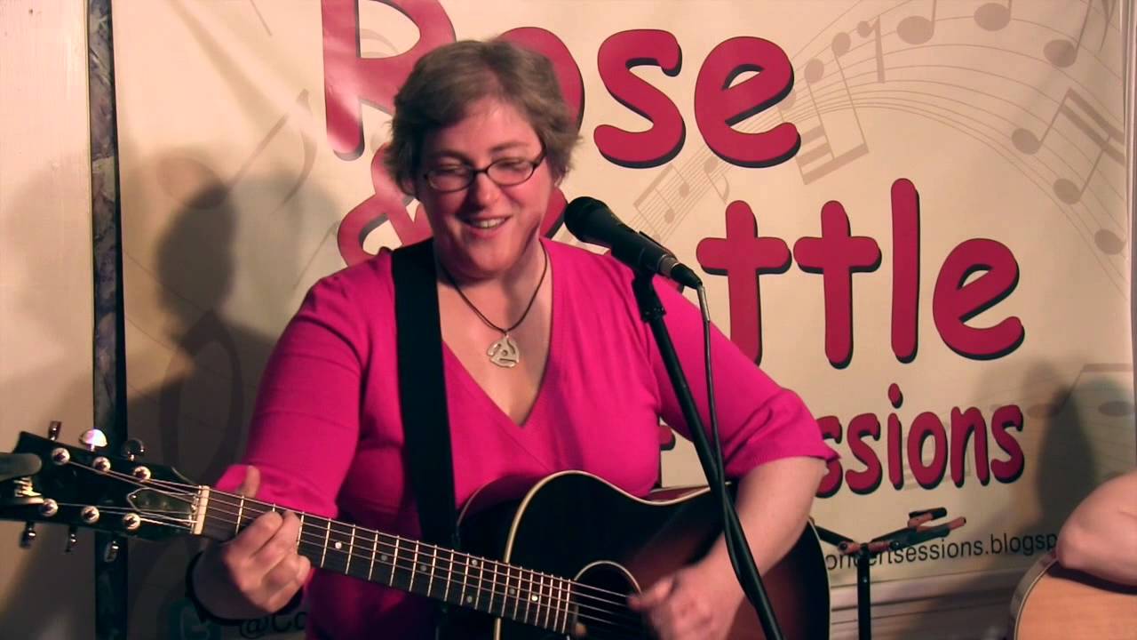 Alex Hickey sings Four Walls at the Rose and Kettle - YouTube