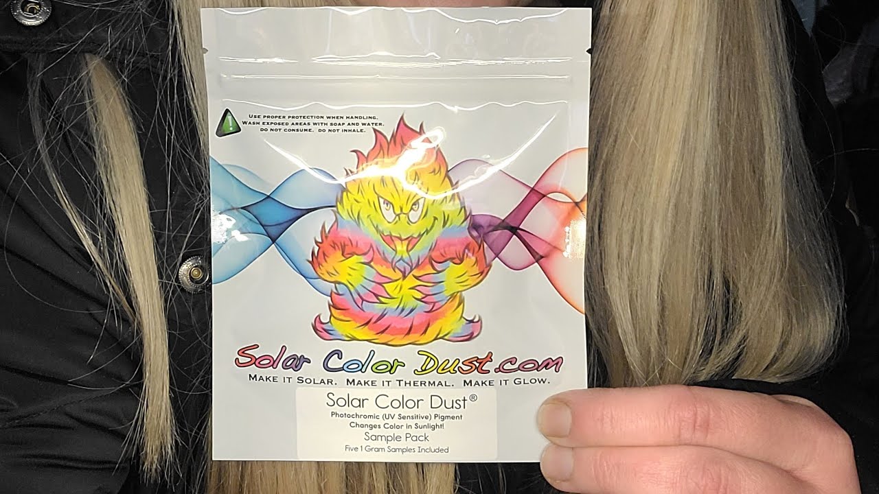 first time trying Solar color dust photochromic pigments! - YouTube