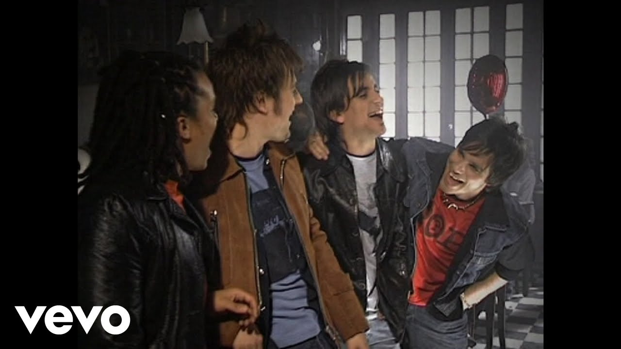 Mambrú - Yo (Official Video) - YouTube